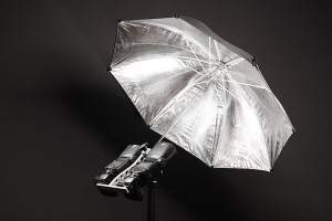 Gemini ~ the twin Speedlight bracket from Lovegrove Consulting ...